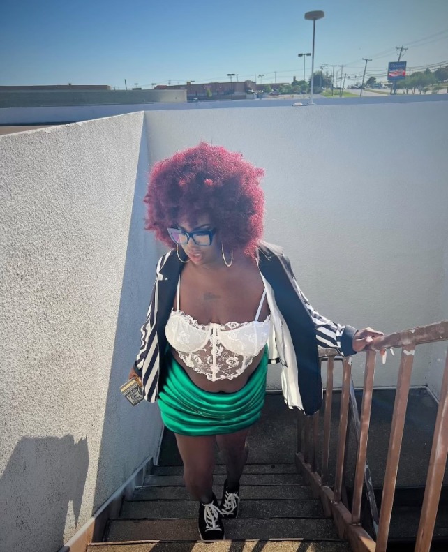 Meet Erica Wright – CanvasRebel Magazine