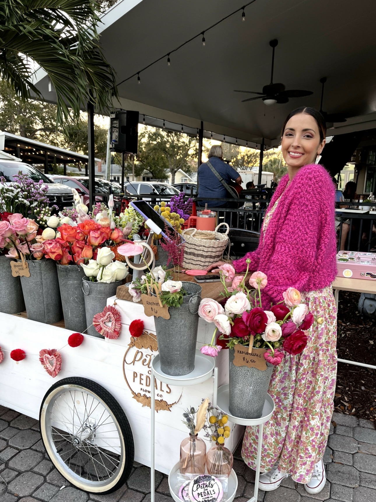 Meet Elisha Smith – CanvasRebel Magazine