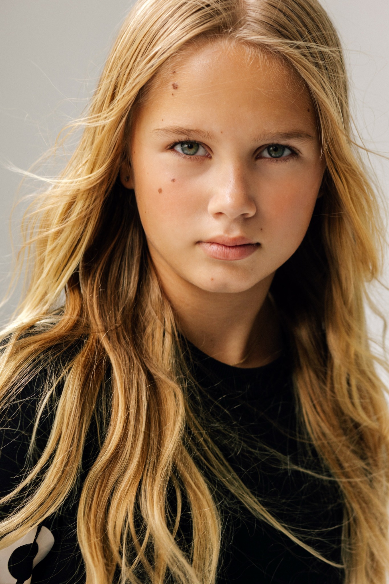Meet Rachel Shevchenko – CanvasRebel Magazine