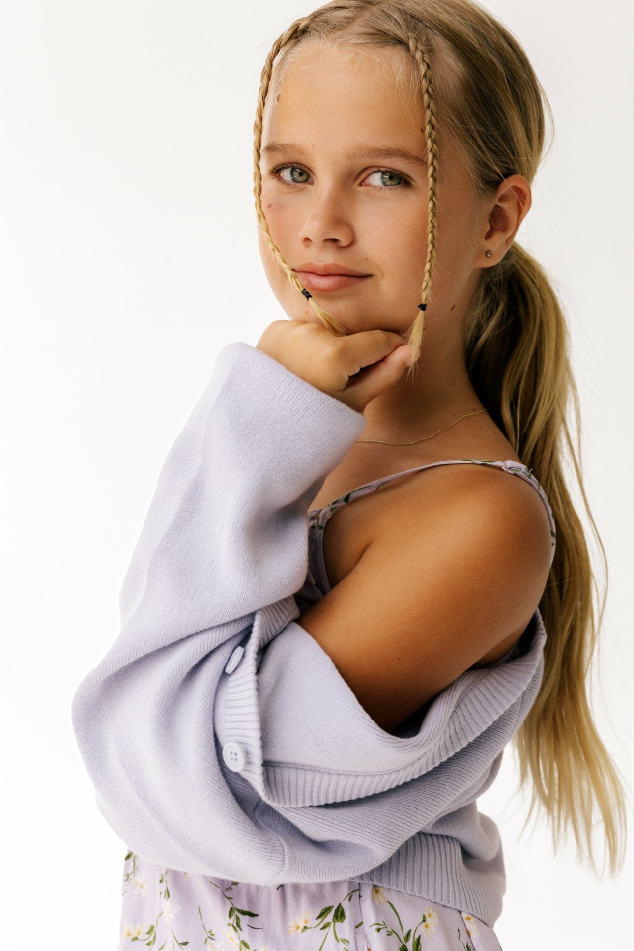 Meet Rachel Shevchenko – CanvasRebel Magazine