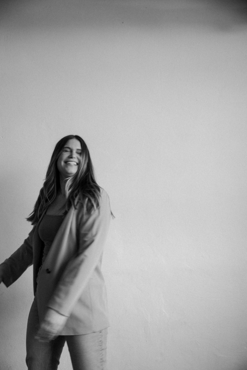 Meet Lo Werth – CanvasRebel Magazine