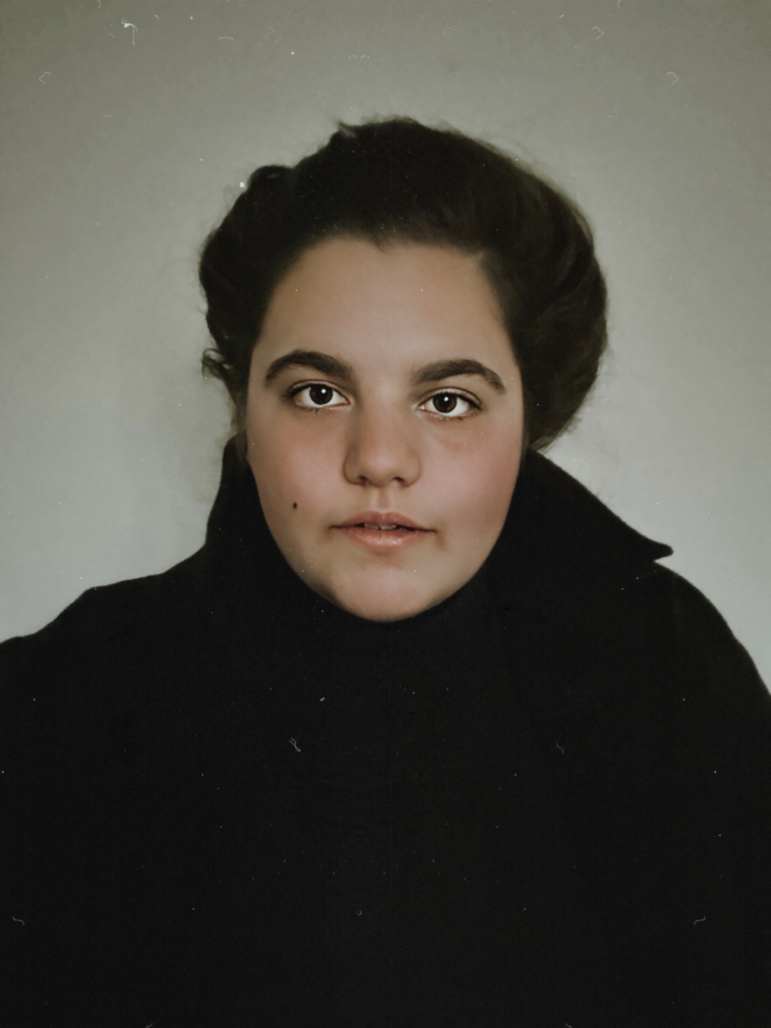 Meet Grayson Sebert Antreassian – CanvasRebel Magazine