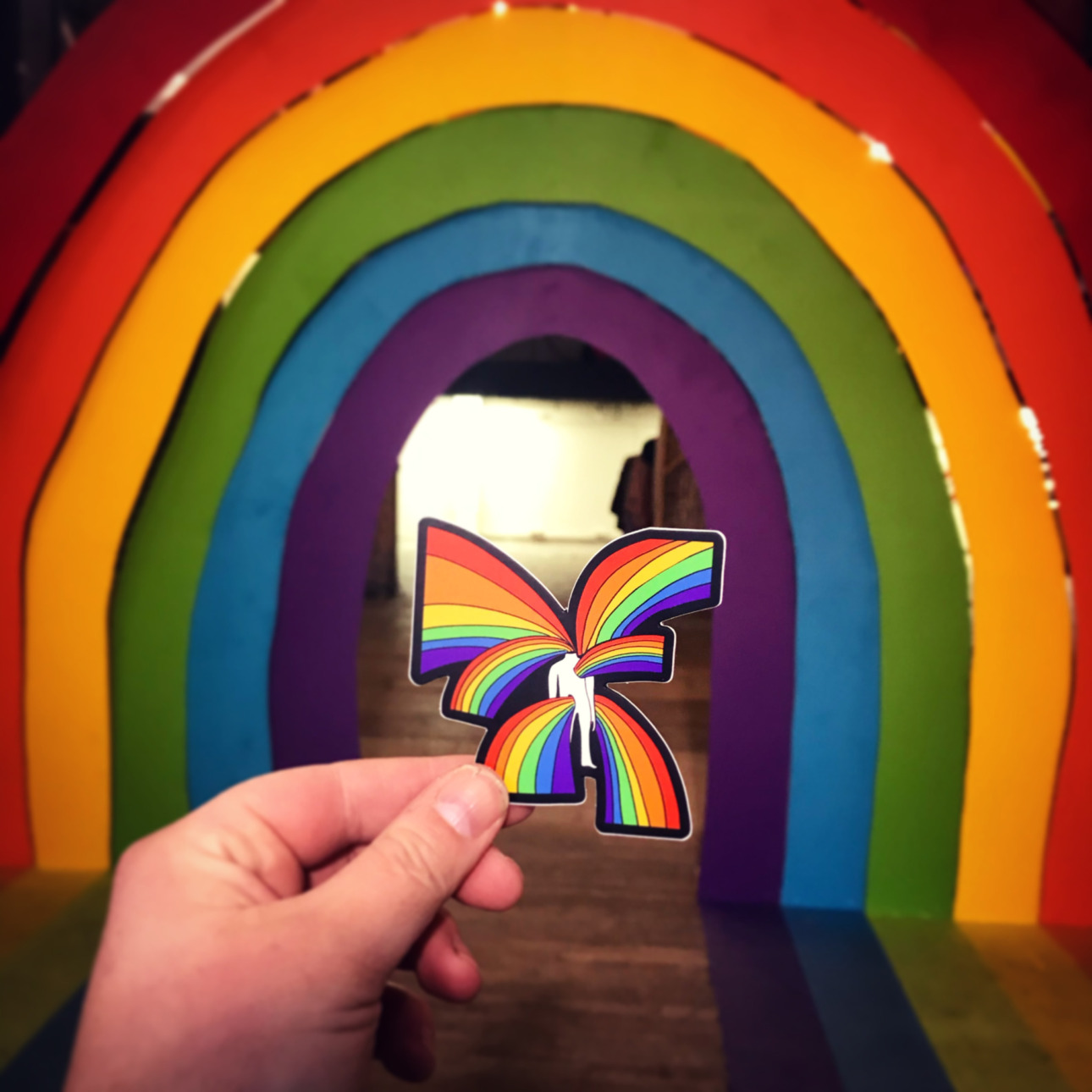 Meet Angela Larsen – CanvasRebel Magazine