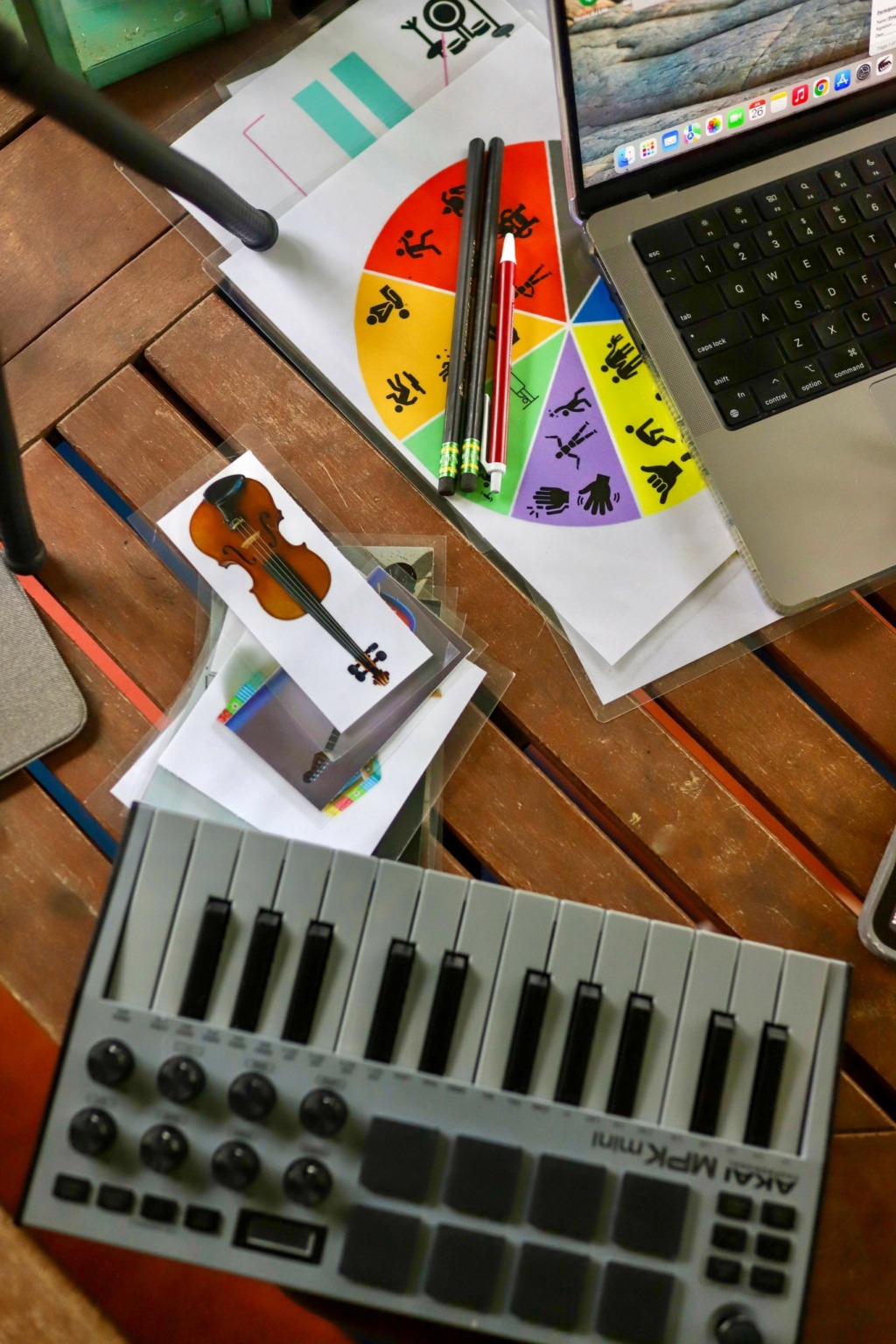 Meet Noah Perales – CanvasRebel Magazine