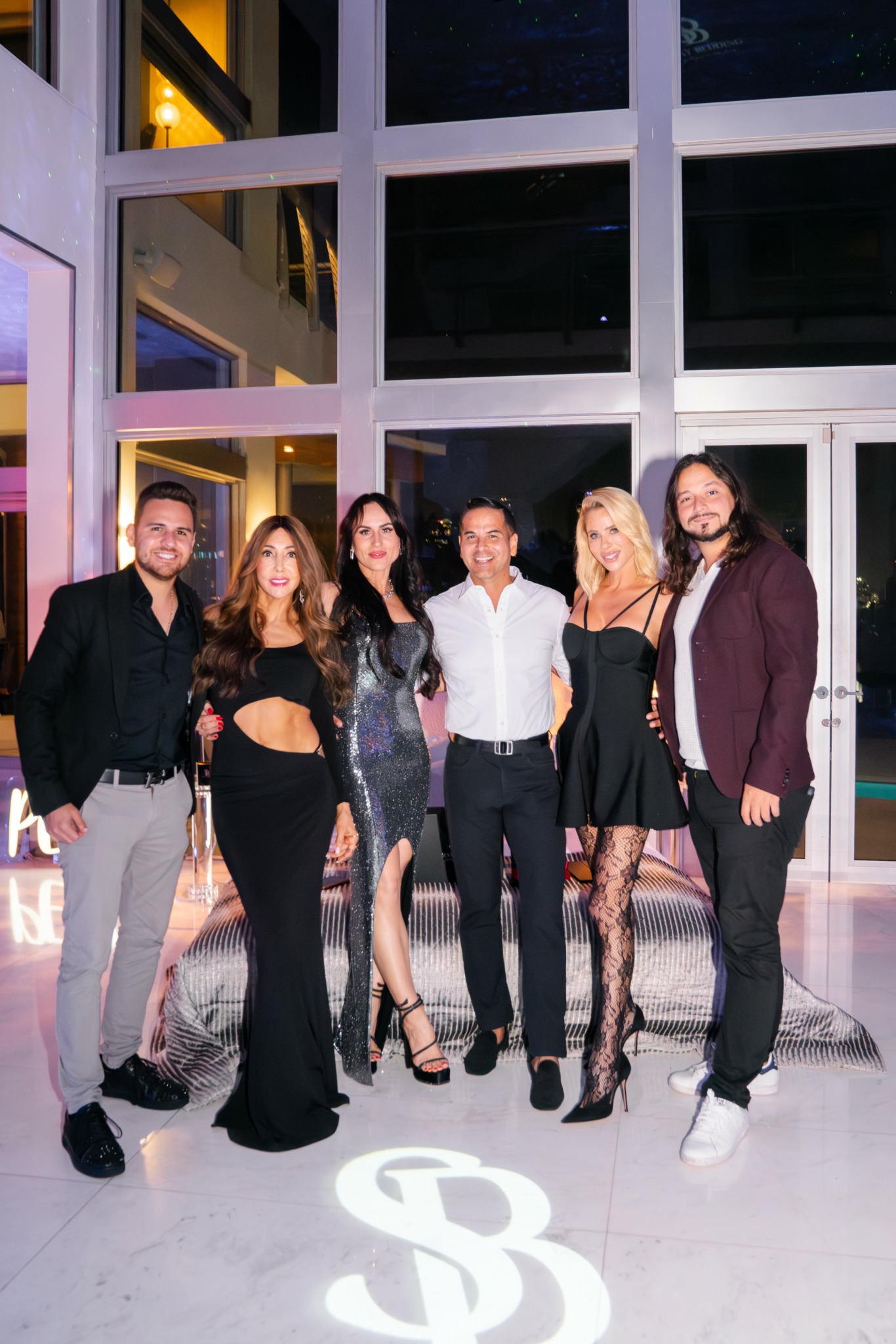 Meet Sean Weeks – CanvasRebel Magazine