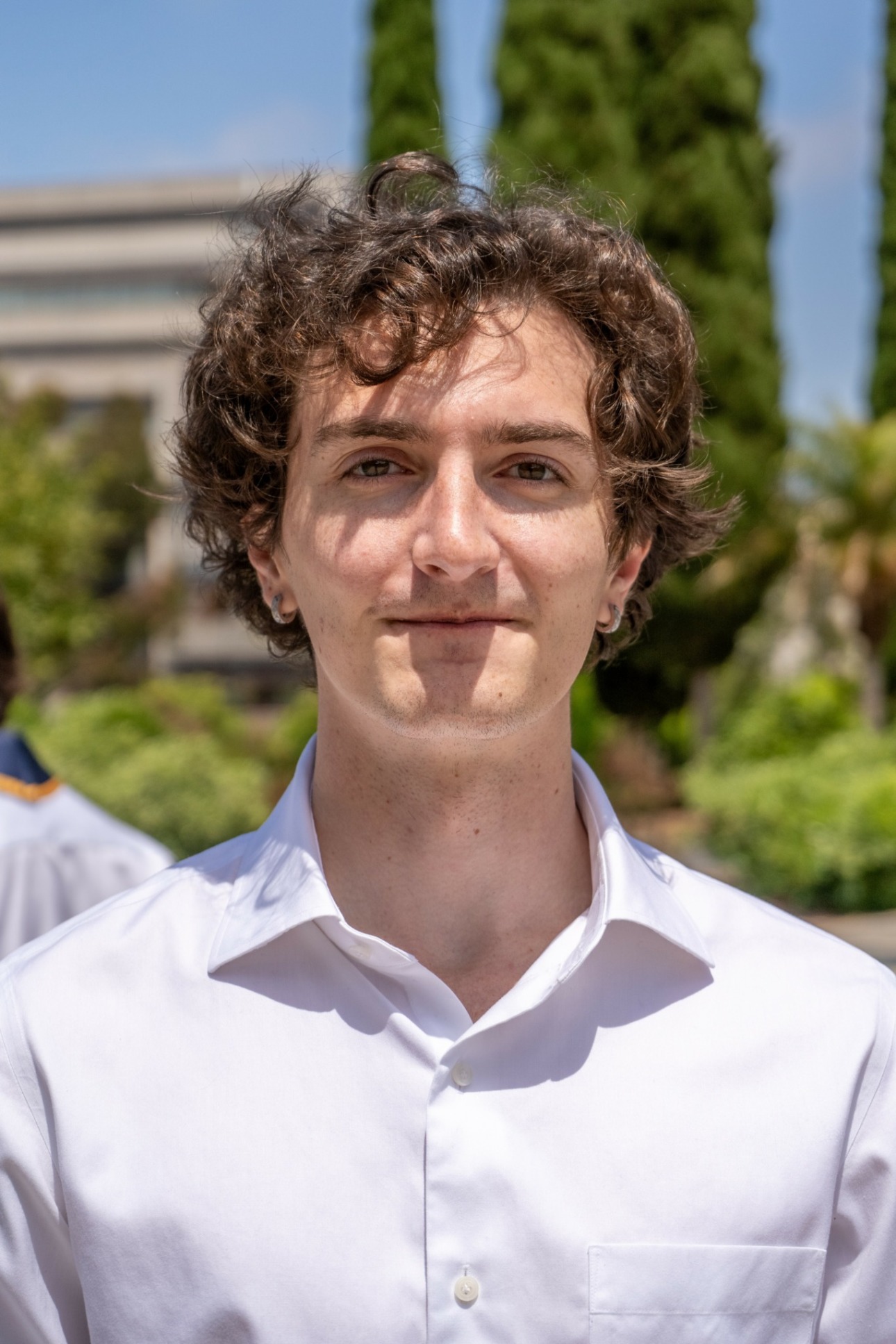 Meet Nikolas Yanek-chrones – CanvasRebel Magazine