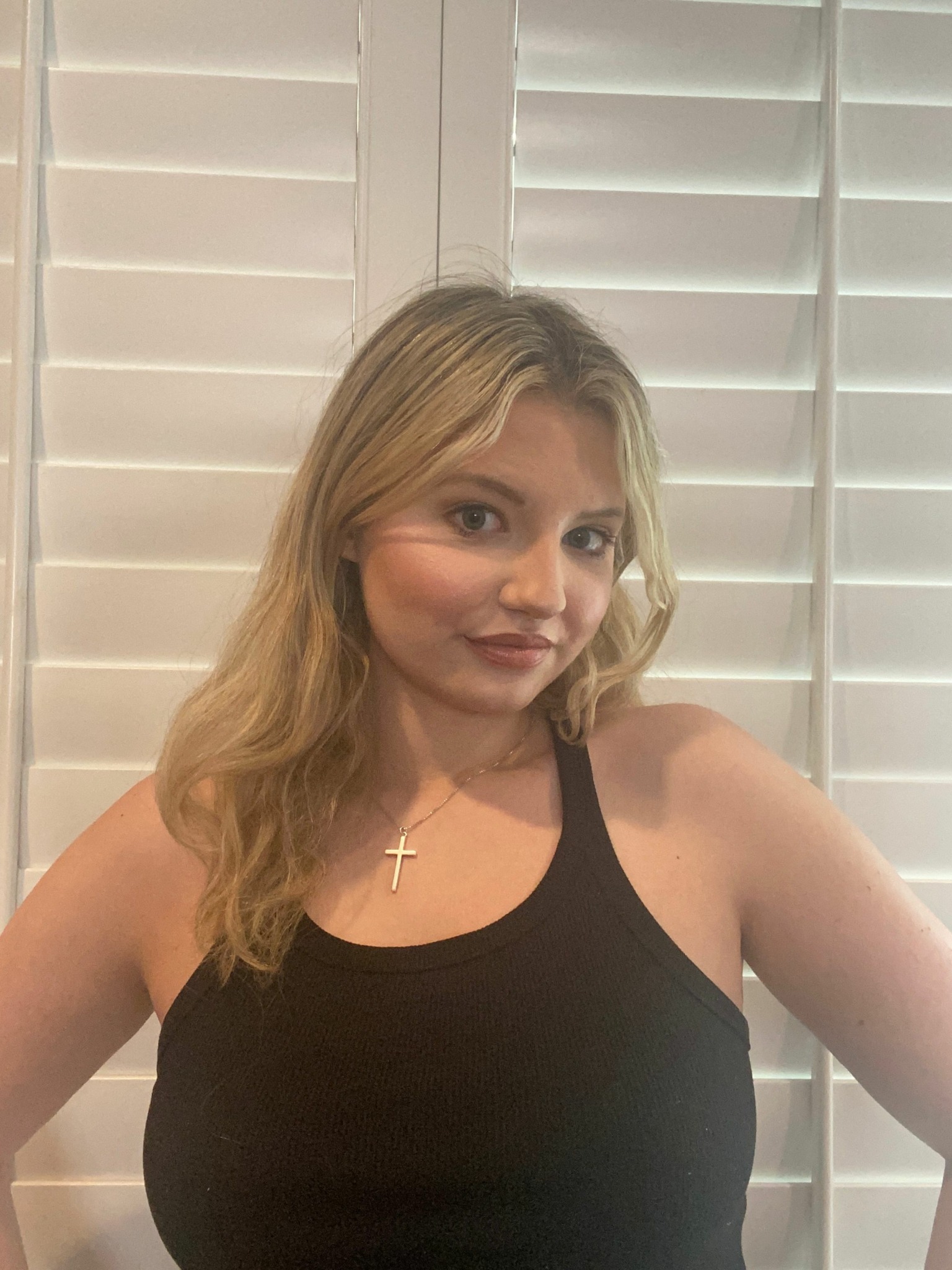 Meet Lily Georgia – CanvasRebel Magazine