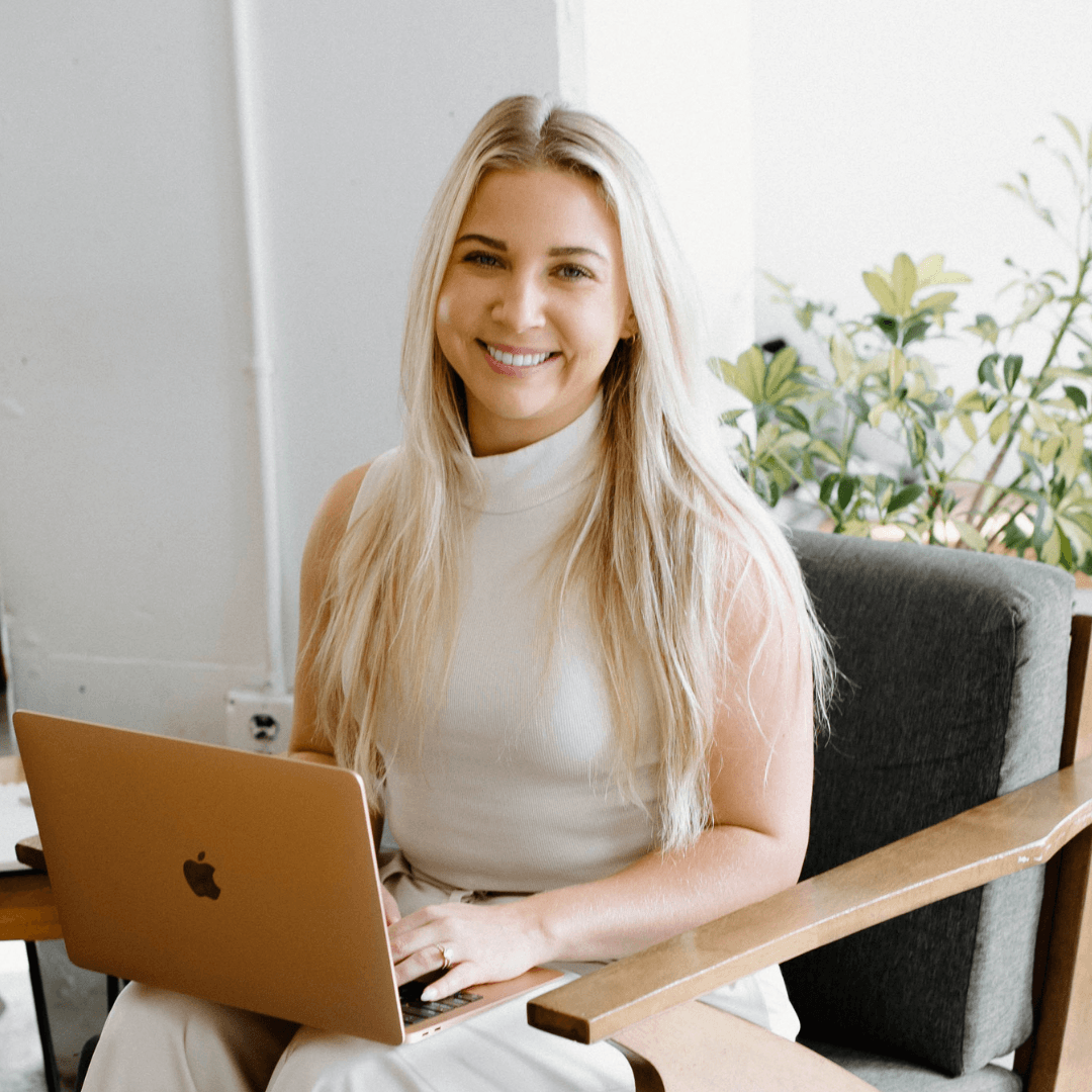 Meet Katherine Bailey – CanvasRebel Magazine