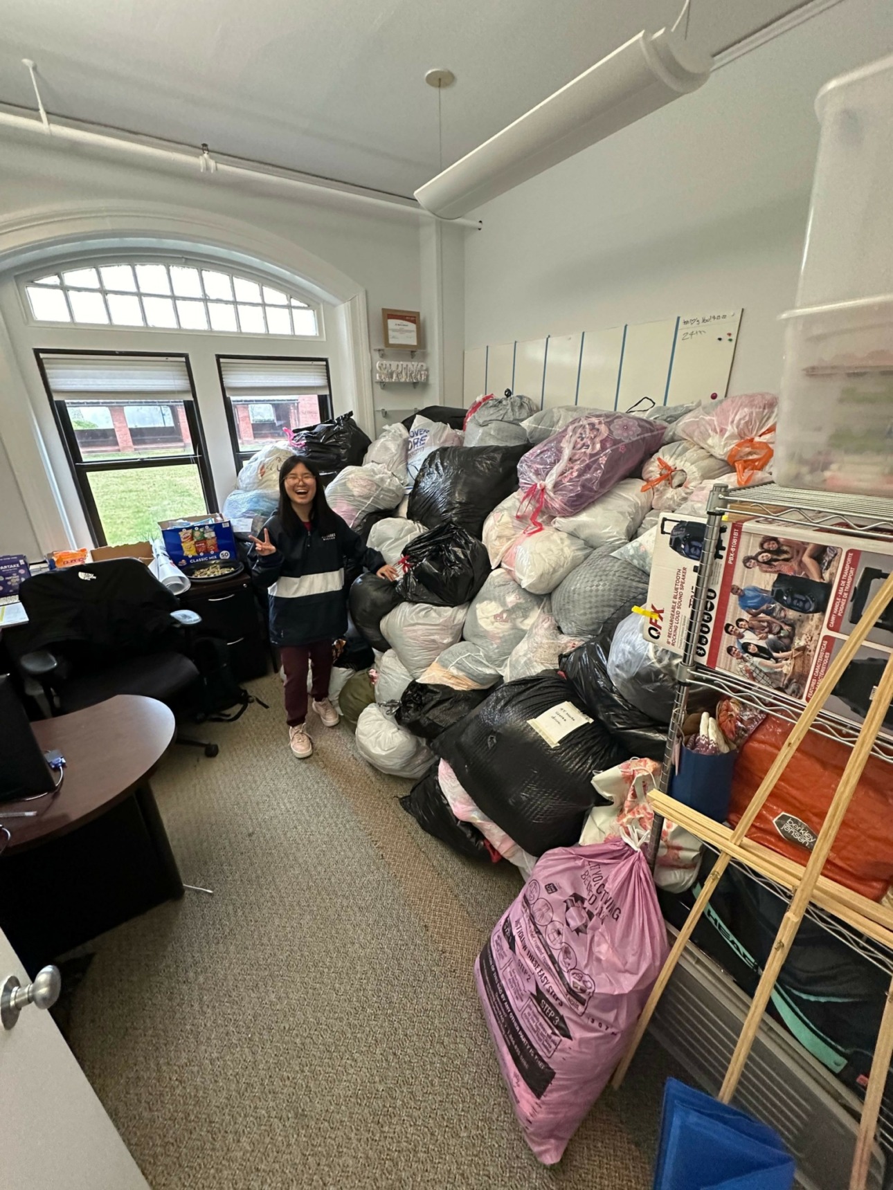 Meet Jasmine Liu – CanvasRebel Magazine