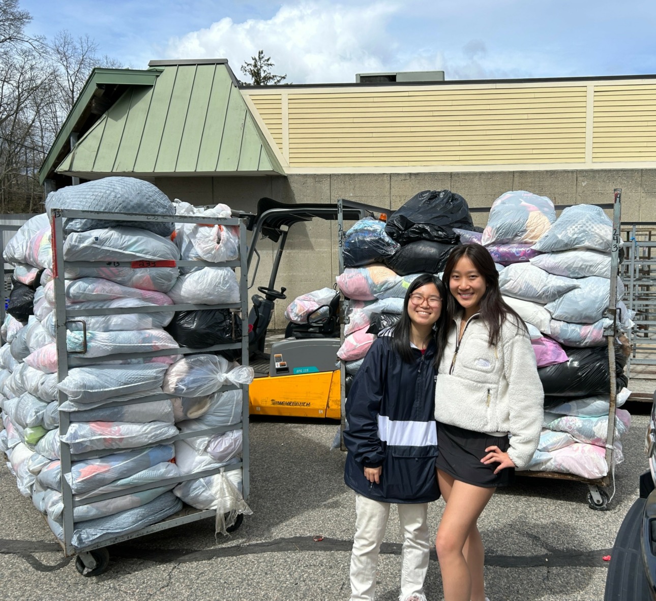 Meet Jasmine Liu – CanvasRebel Magazine