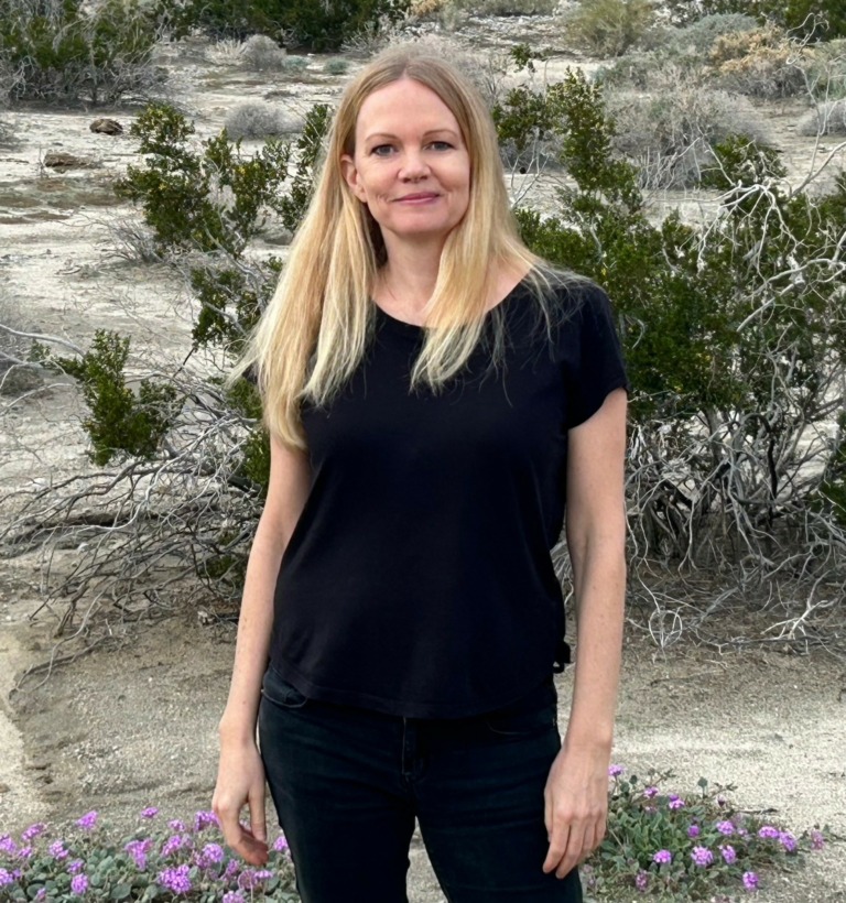 Meet Aimee Graham – CanvasRebel Magazine