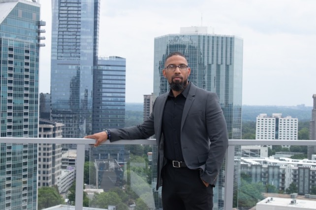 Meet La’mar Walker – CanvasRebel Magazine