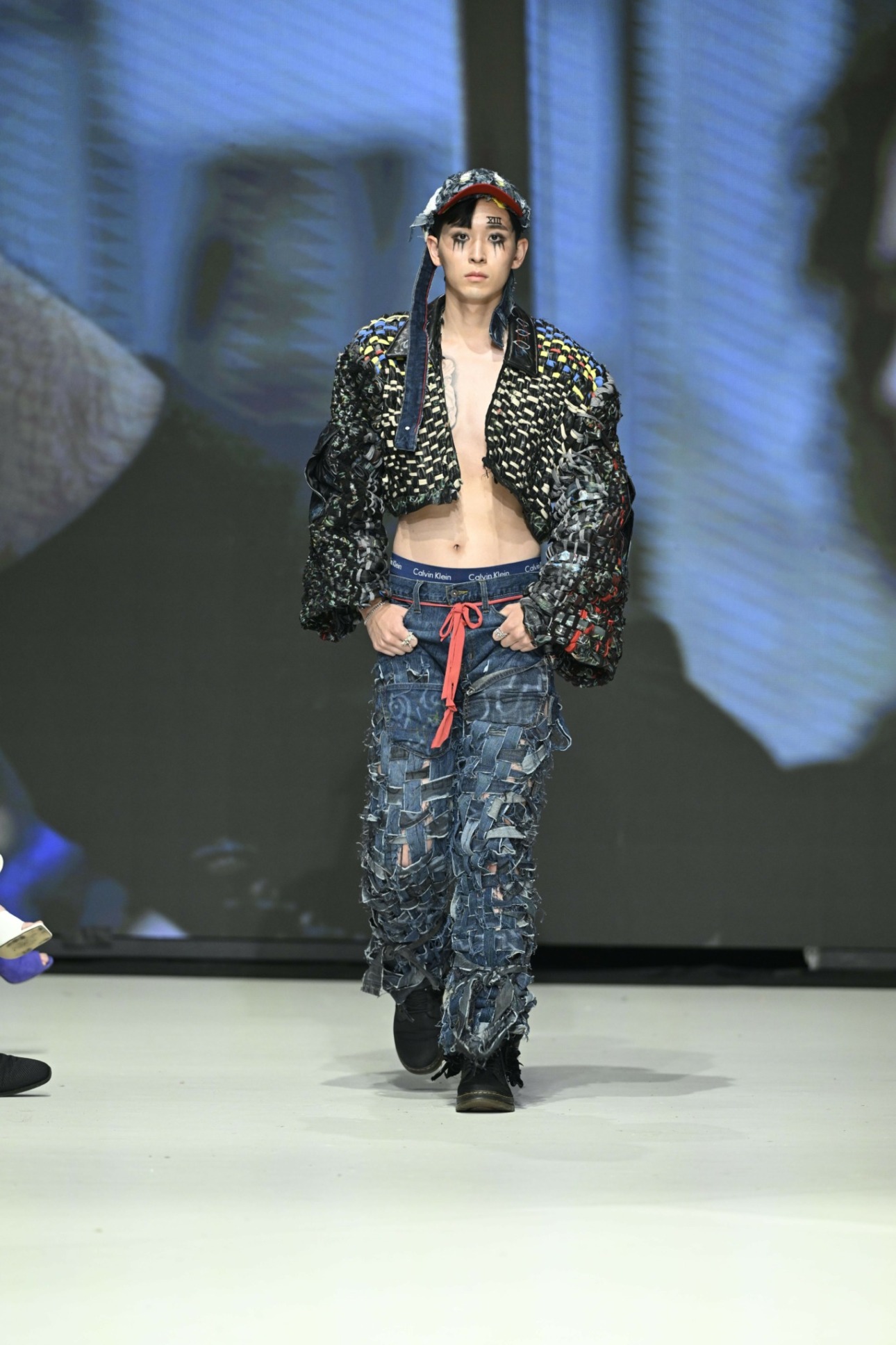 Meet Hector Diaz – CanvasRebel Magazine