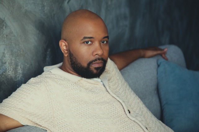 Meet Jared Oates – CanvasRebel Magazine