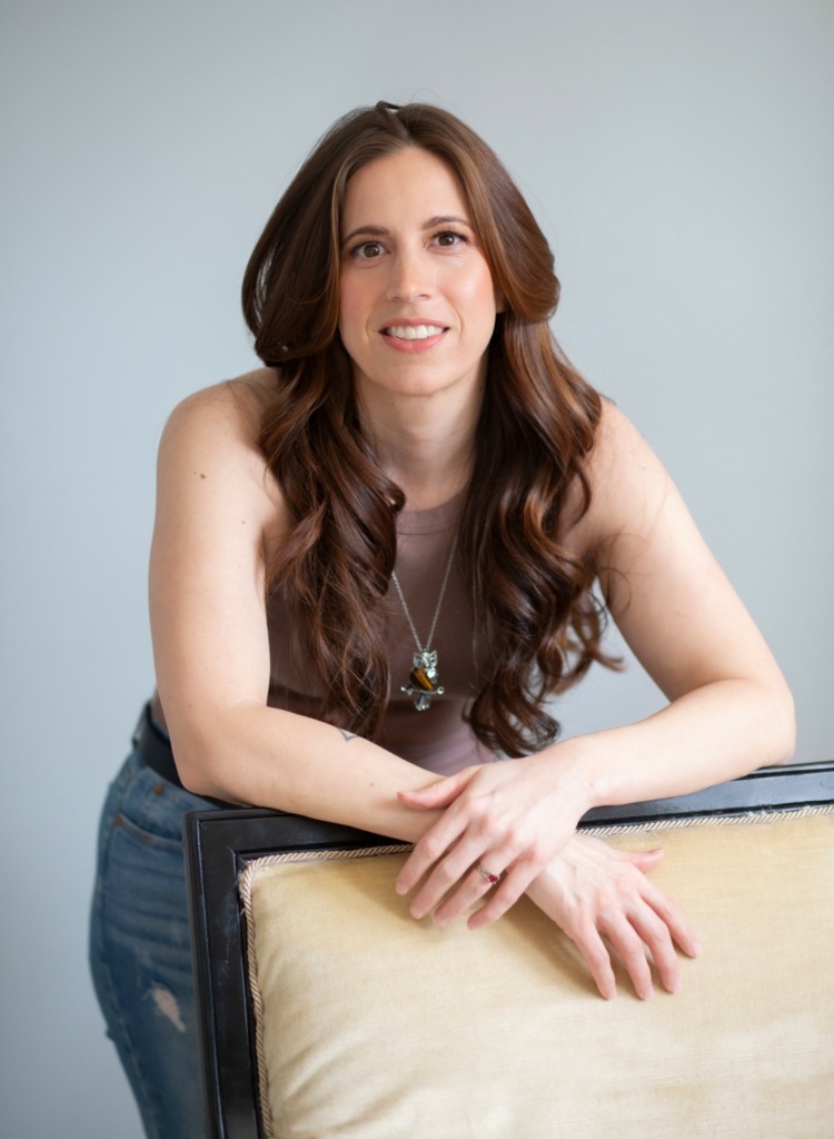 Meet Leah Lattus – CanvasRebel Magazine