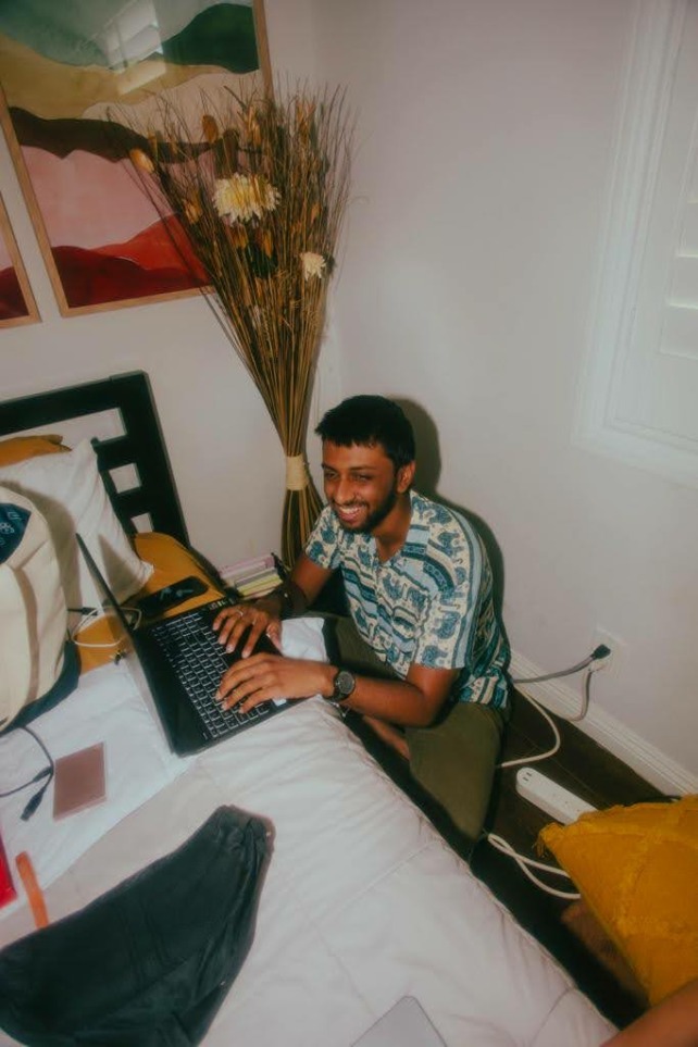 Meet Rishav Raman – CanvasRebel Magazine