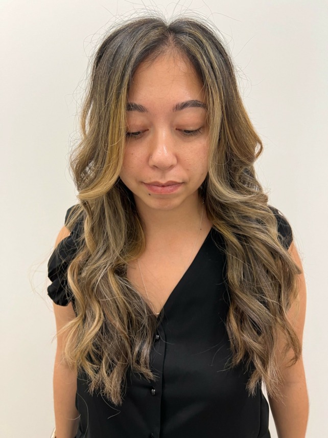 Meet Angie Hinojosa – CanvasRebel Magazine