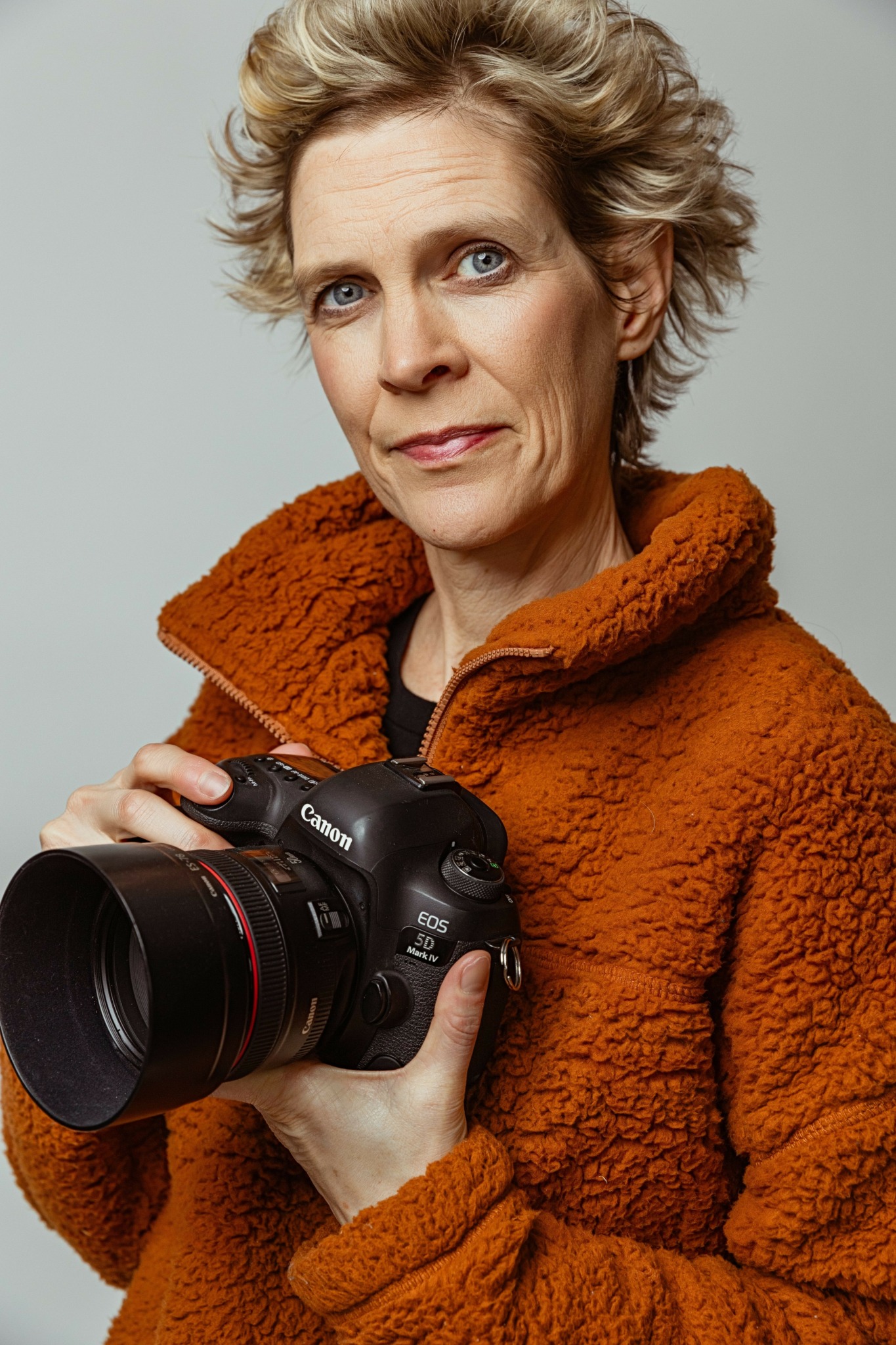 Meet Sarah Monson – CanvasRebel Magazine