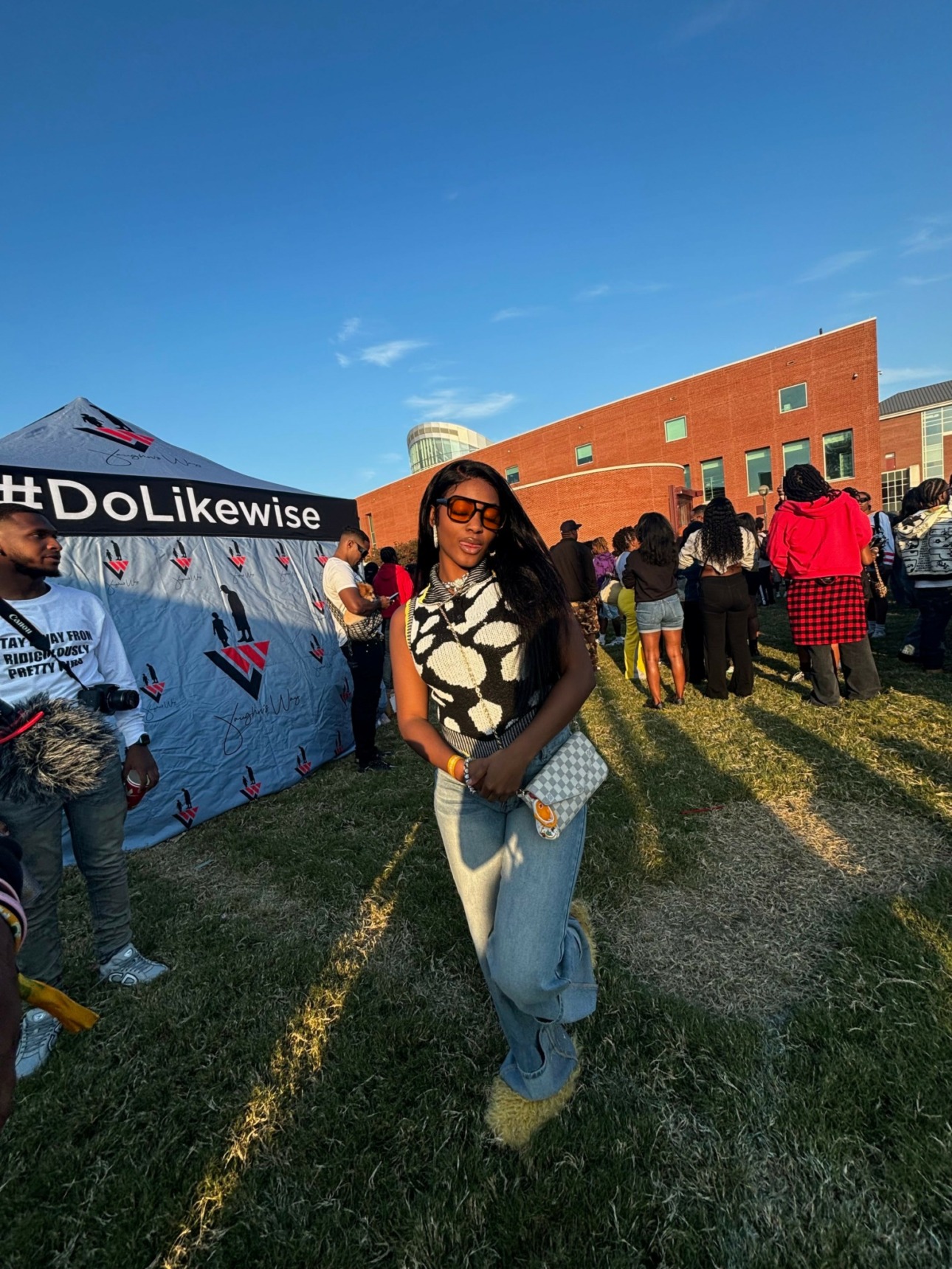 Meet Lola’marie – CanvasRebel Magazine