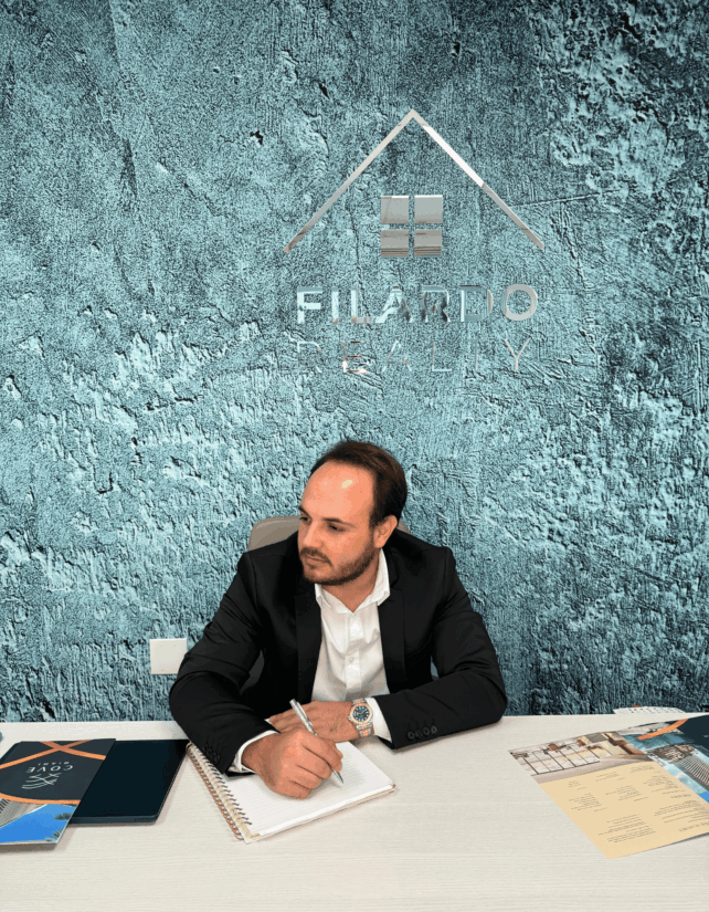 Meet Luis Almario – CanvasRebel Magazine