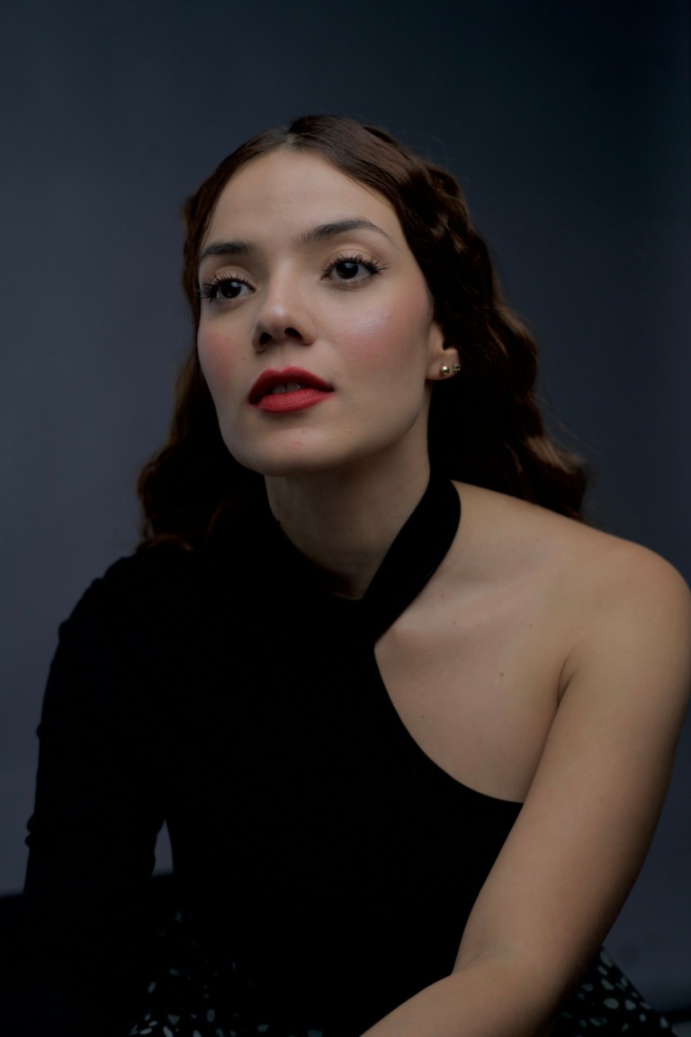 Meet Jennifer Arenas – CanvasRebel Magazine