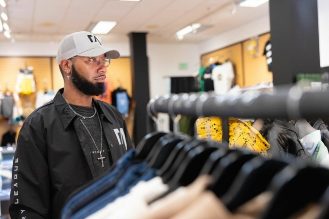 Meet Jordan Carter – CanvasRebel Magazine