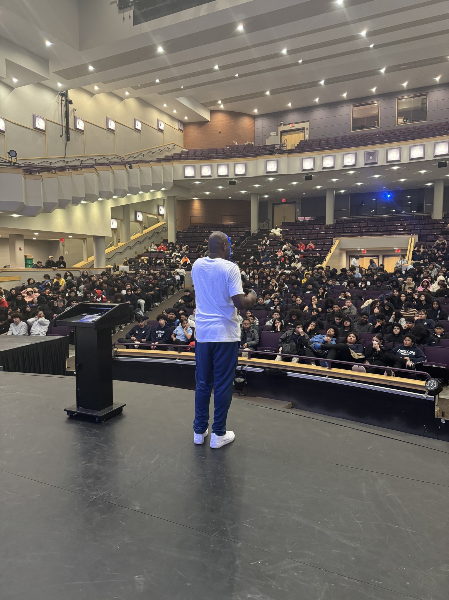 Meet Roberto Germán – CanvasRebel Magazine