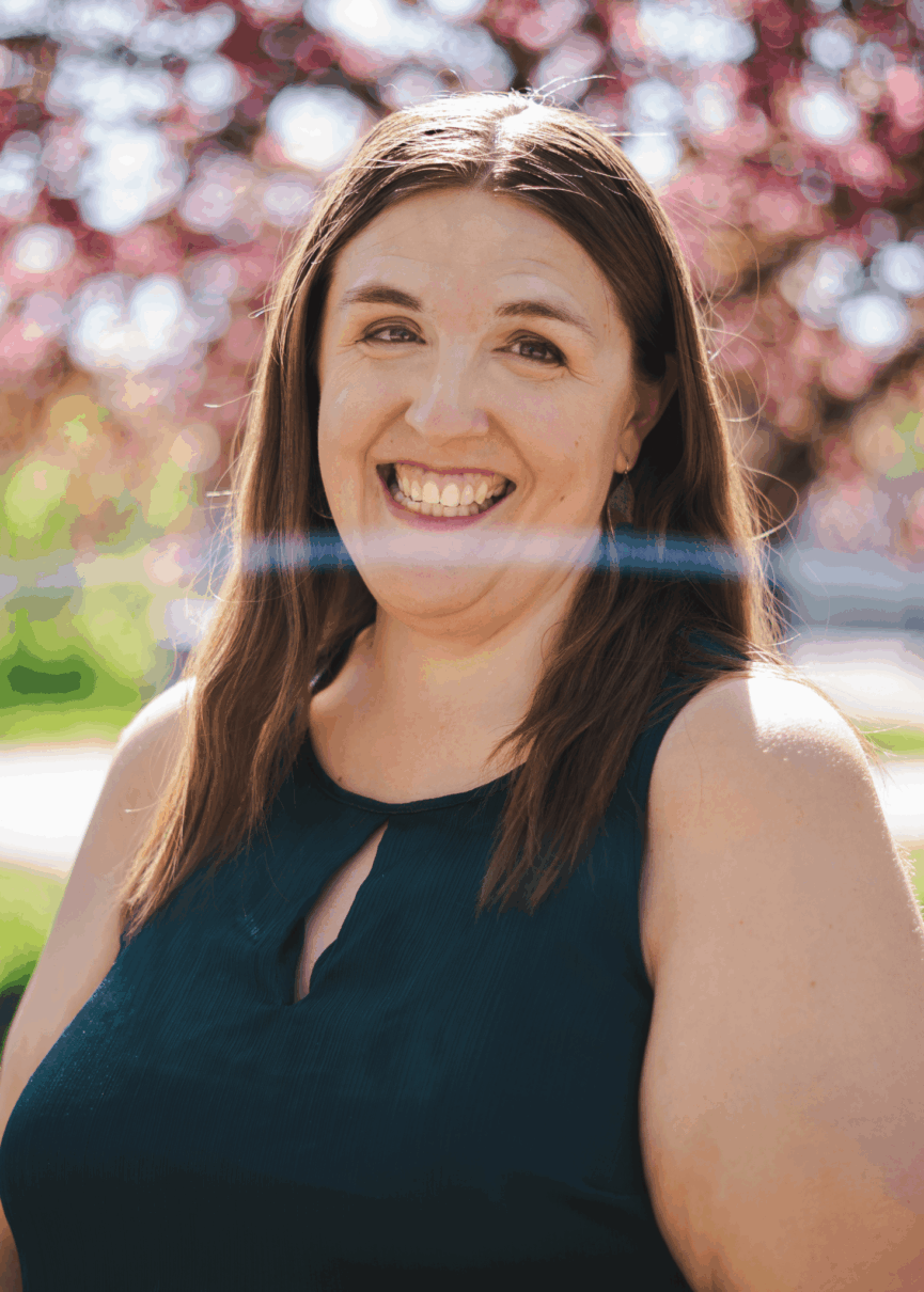 Conversations with Lindsay Ross – CanvasRebel Magazine