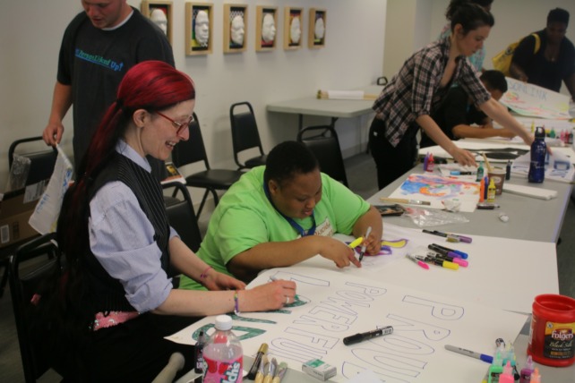 Meet Vicki Landers – CanvasRebel Magazine