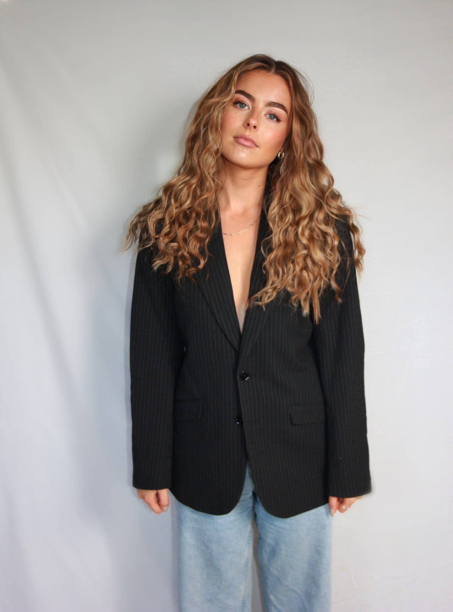 Meet Jenna-mae White – CanvasRebel Magazine