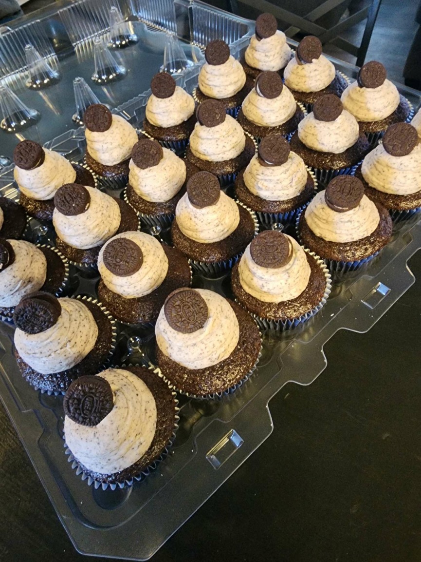 Meet Ashley/ashley Rosen/money – CanvasRebel Magazine