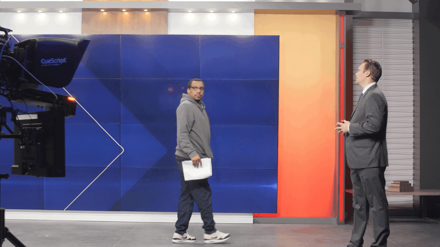 Meet Lester Rowe – CanvasRebel Magazine