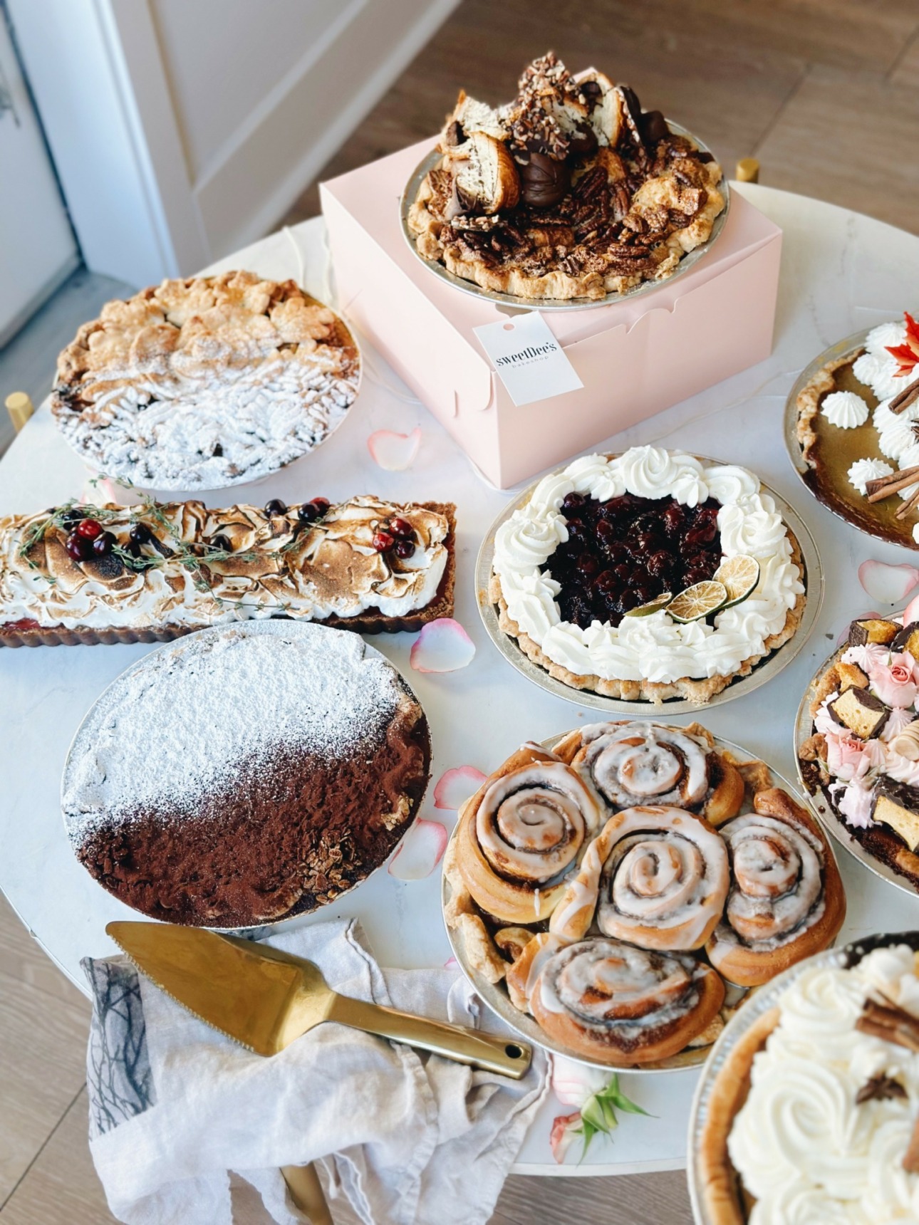 Meet Danielle O’day – CanvasRebel Magazine