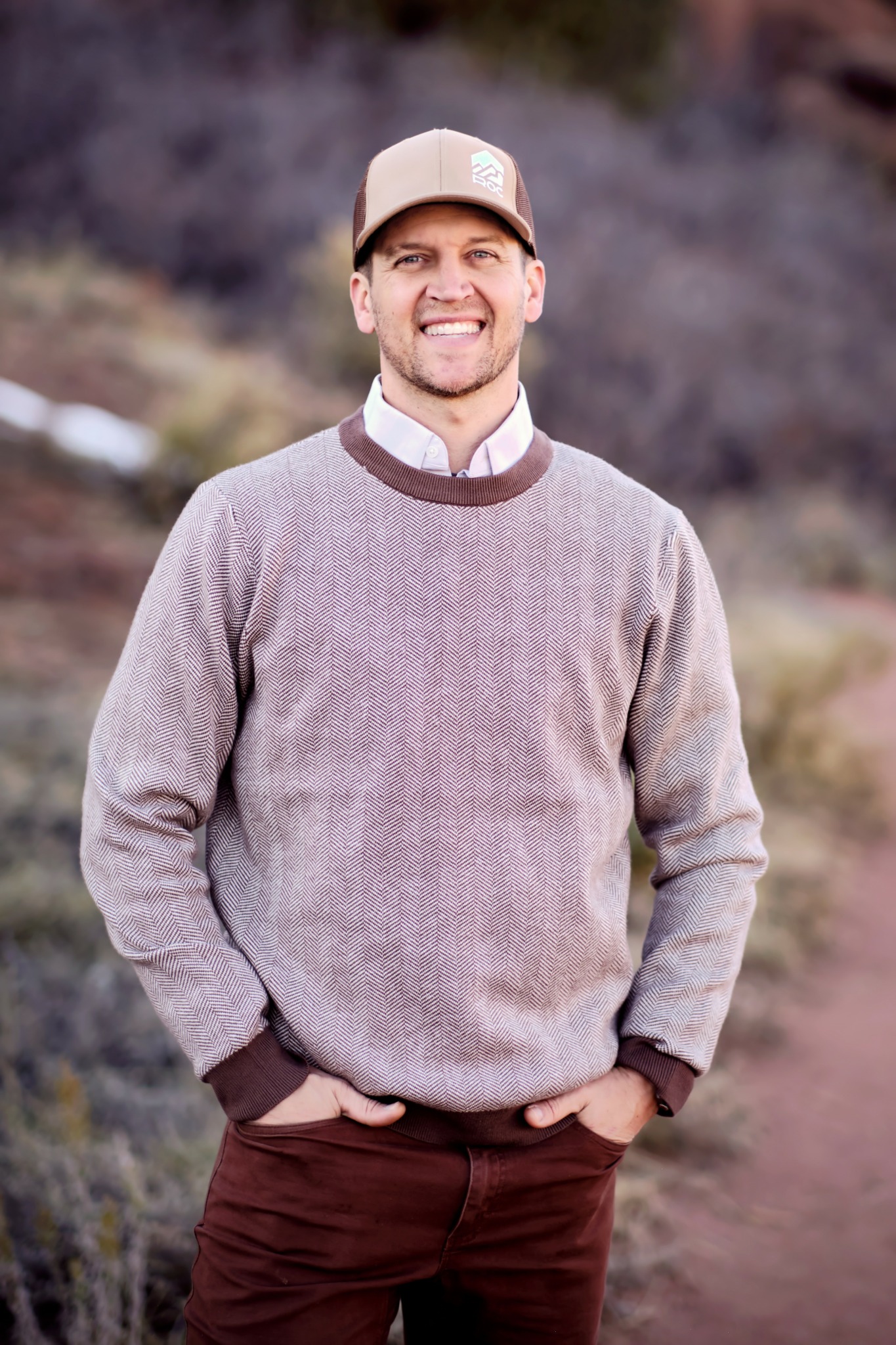 Meet Alex Cloyd – CanvasRebel Magazine