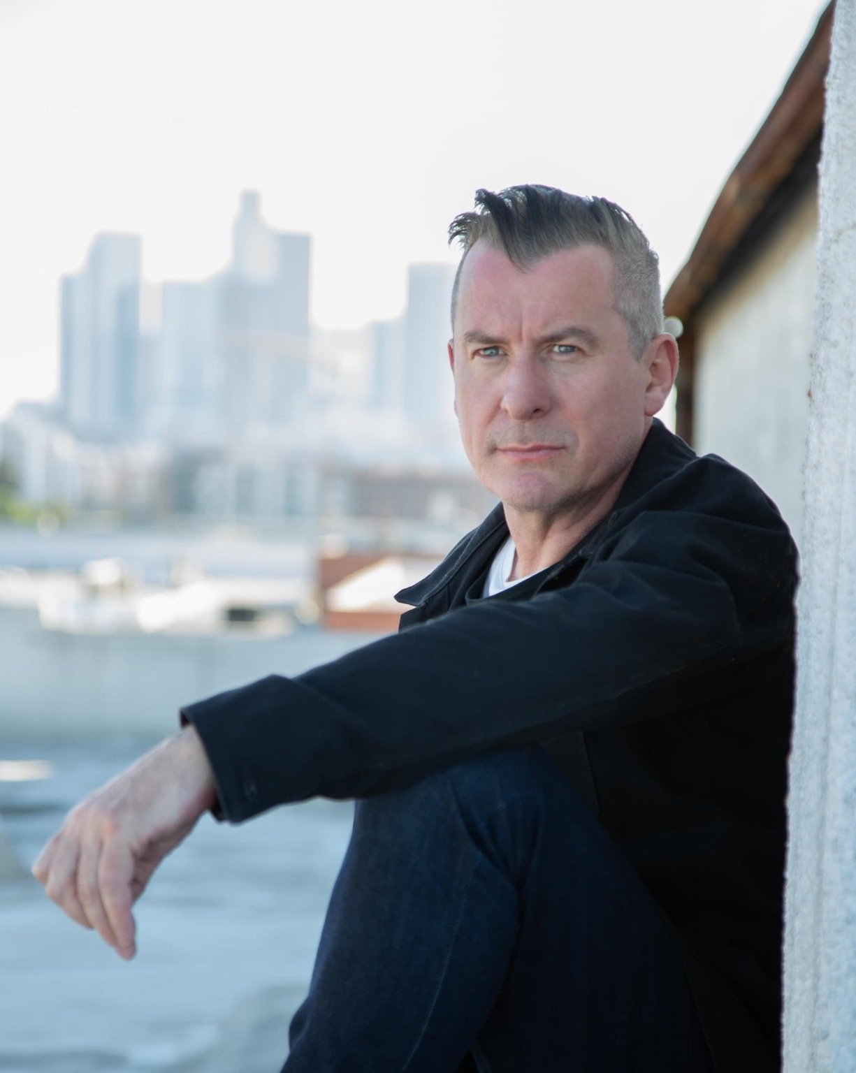 Meet Bren Holmes – CanvasRebel Magazine