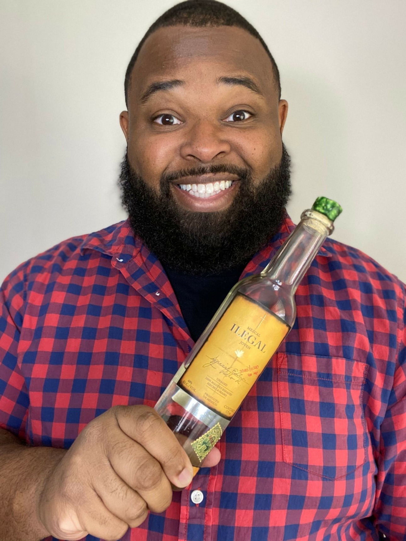 Meet Qualin Harris – CanvasRebel Magazine