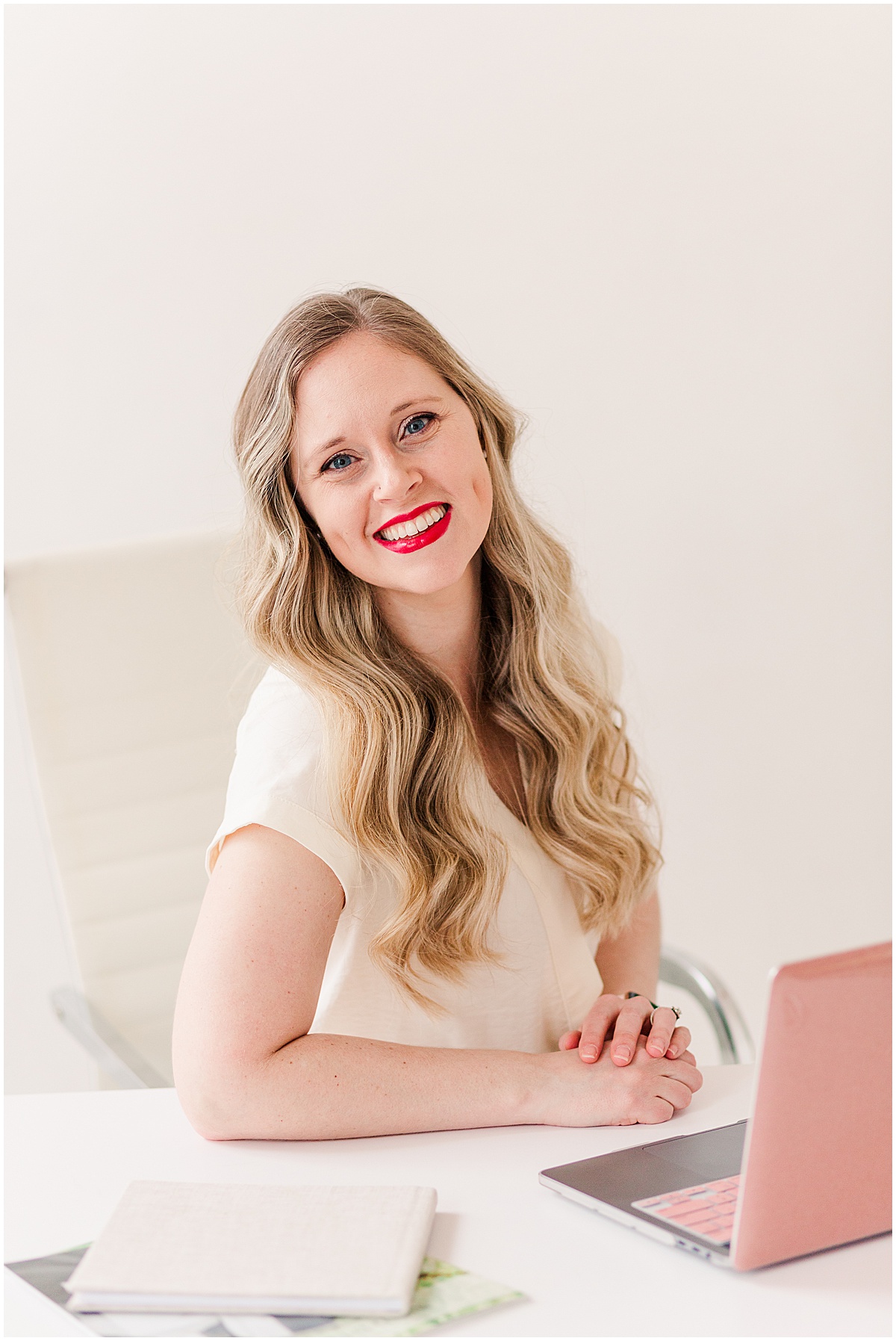 Meet Joni Buyes – CanvasRebel Magazine