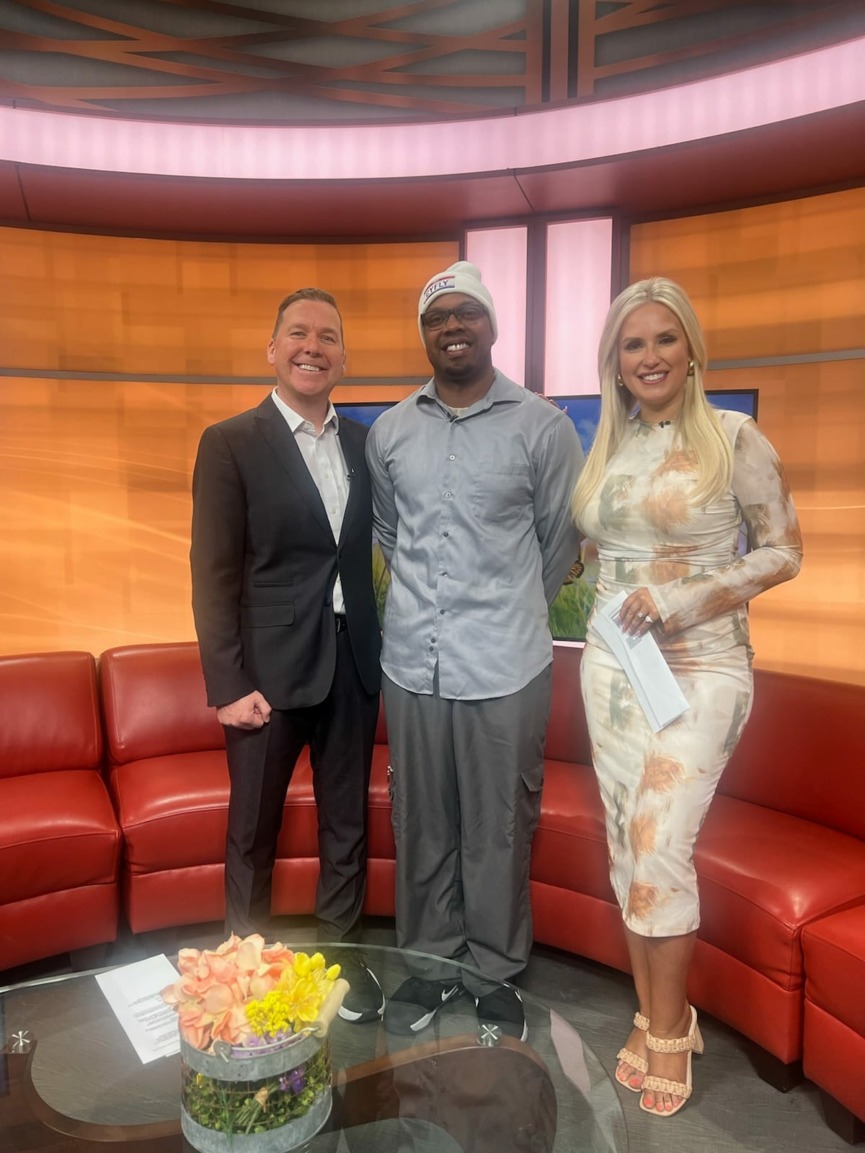 Meet Cyrus Richardson – CanvasRebel Magazine