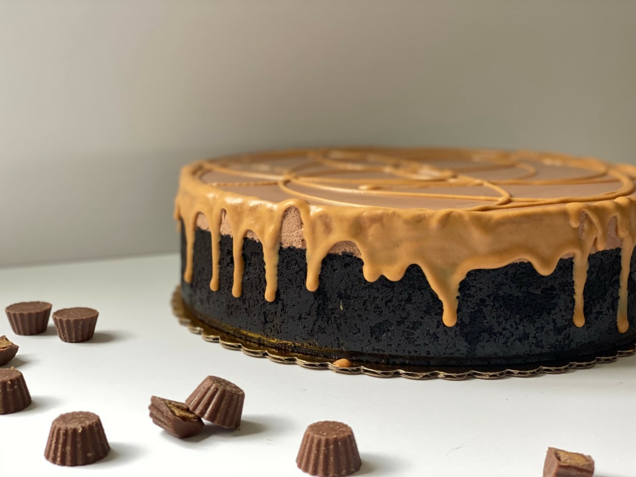 Meet Cay Colombo – CanvasRebel Magazine