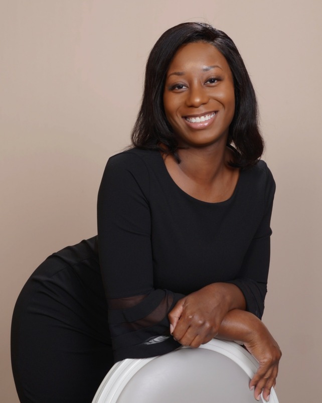 Meet Danielle Mayers – CanvasRebel Magazine