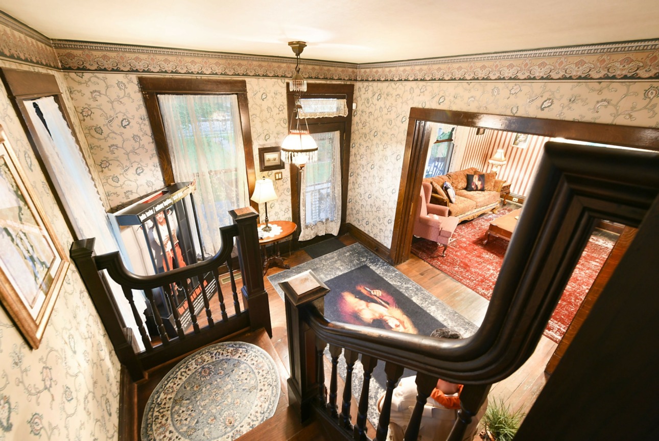 Meet Chris Rowan – CanvasRebel Magazine