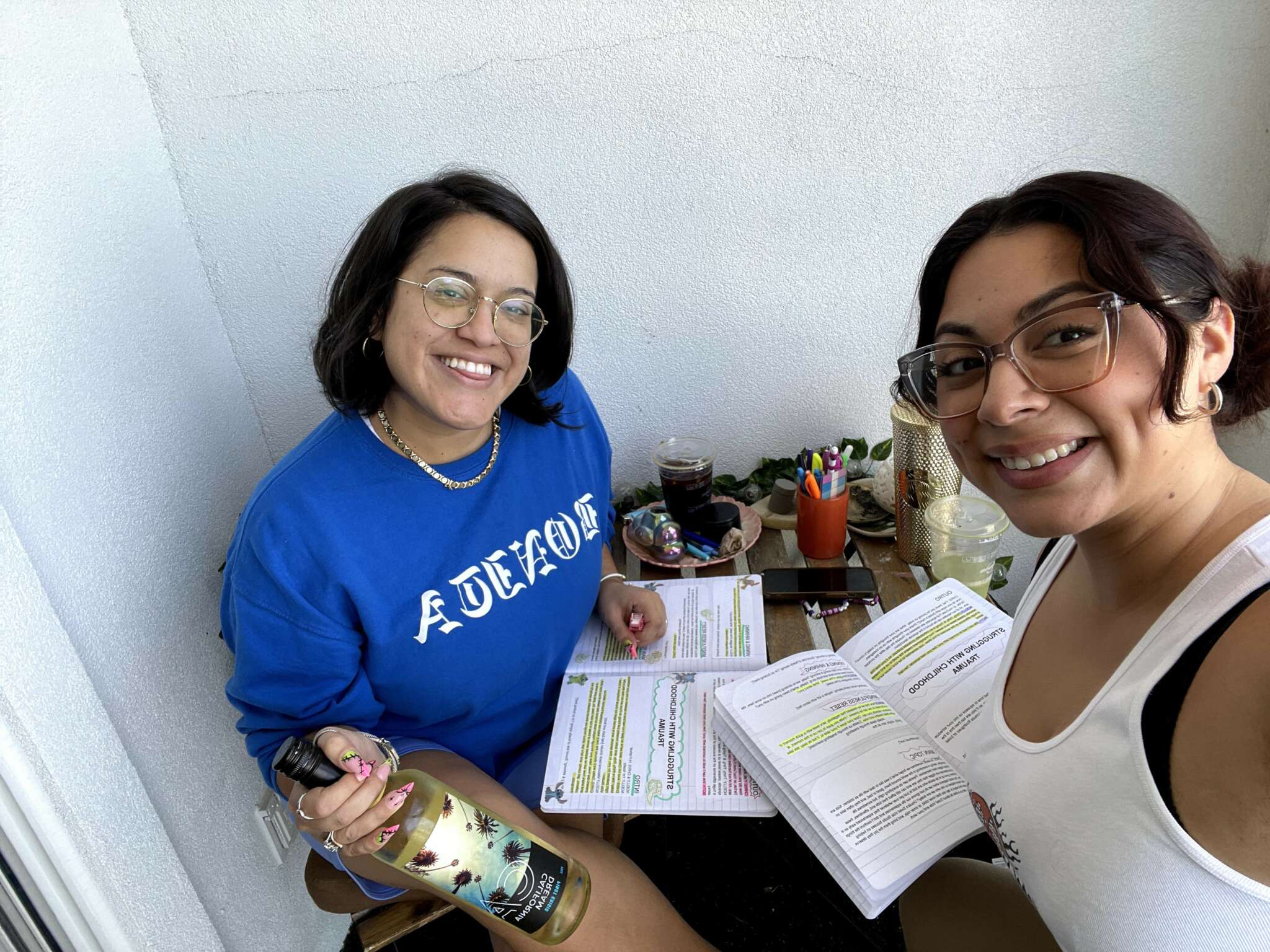 Meet Chris Edwards Noelly Loza – CanvasRebel Magazine