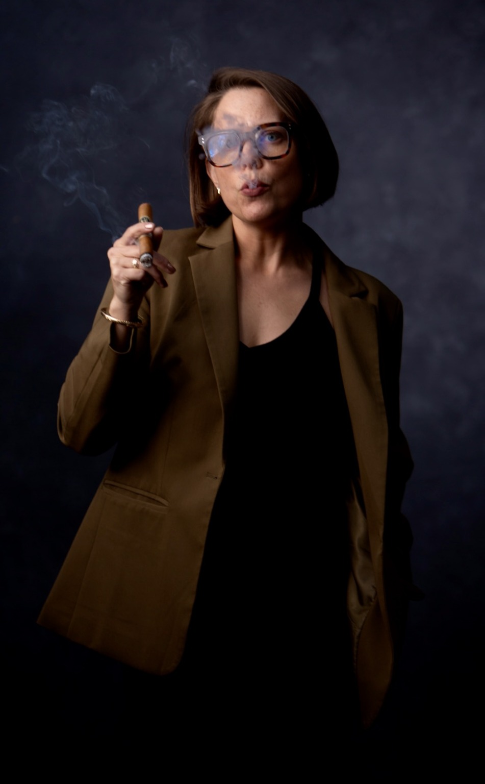 Meet Melissa Arnold – CanvasRebel Magazine