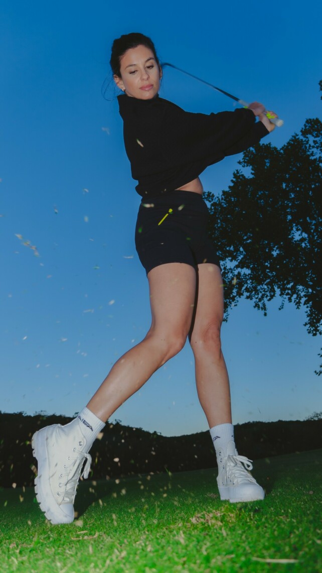 Meet Daniella Rosa – CanvasRebel Magazine